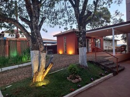 Fachada da propriedade