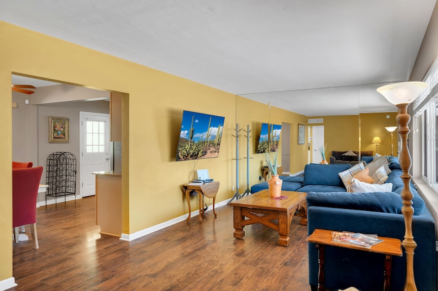 ロングフェローアベニューに新しくリフォームされたミッドタウンツーソンバンガロー - ツーソン, AZ