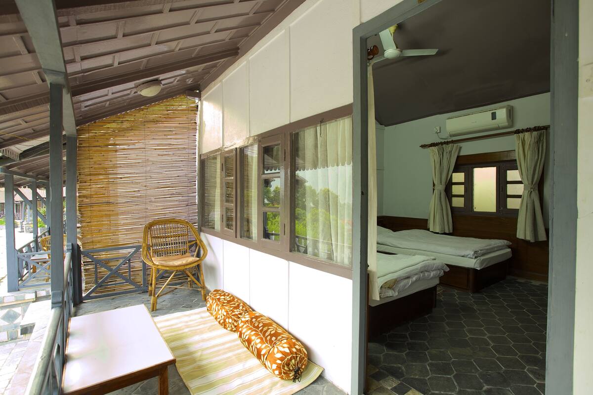 Casa de Campo Clássica, 1 cama de casal, não fumadores | Secretária, camas desdobráveis, Wi-fi grátis, roupa de cama fornecida 