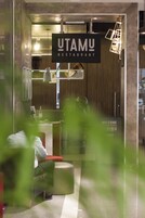 2 restaurantes: servem pequenos-almoços, almoços e jantares