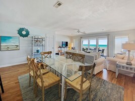 Casa de Férias, 2 quartos | Refeições no quarto