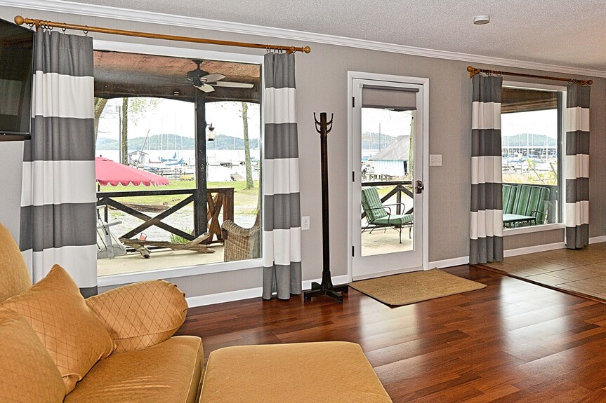 "The Cabin" At North Alabama Sailing Marina - Sail, Fish, Ski Or Just Relax! - Cedar Lake, Union Grove
