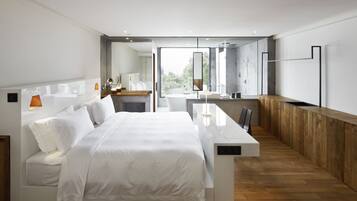 Quarto Superior | Roupa de alta qualidade, camas de colchão pillowtop, minibar