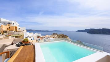 Villa Lua de Mel, 1 quarto, banheira de hidromassagem grande, vista para o mar | Terraço/pátio interior