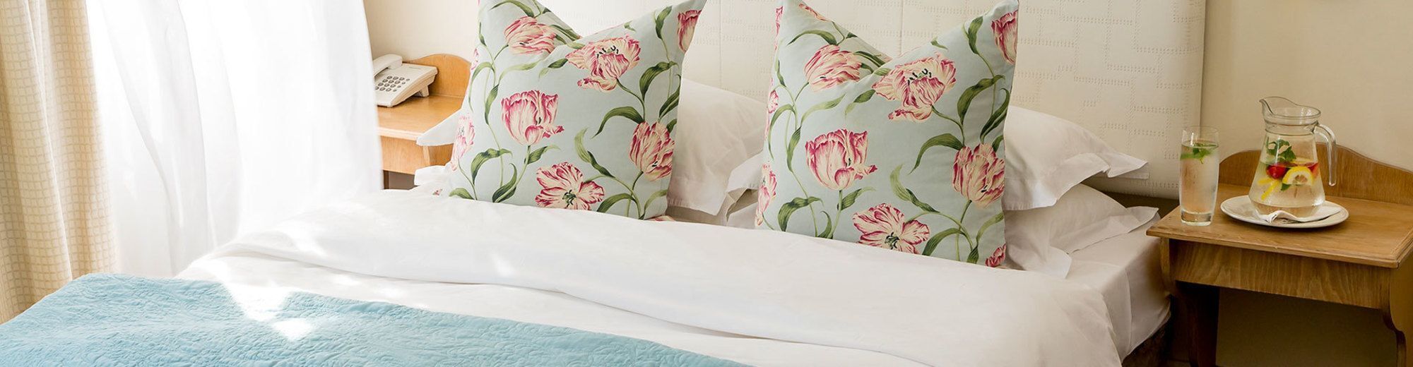 Cofres nos quartos, individualmente decorados