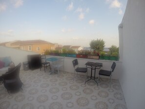 Apartamento, terraço | Terraço/pátio interior