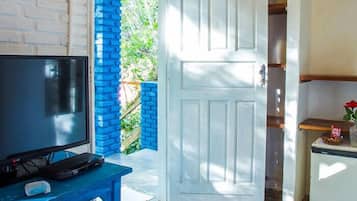 Minibar, ferro/tábua de engomar, Wi-fi grátis, roupa de cama fornecida