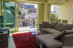 309 Ocean View V177 | Cofres nos quartos, ferros/tábuas de passar roupa, Wi-Fi de cortesia