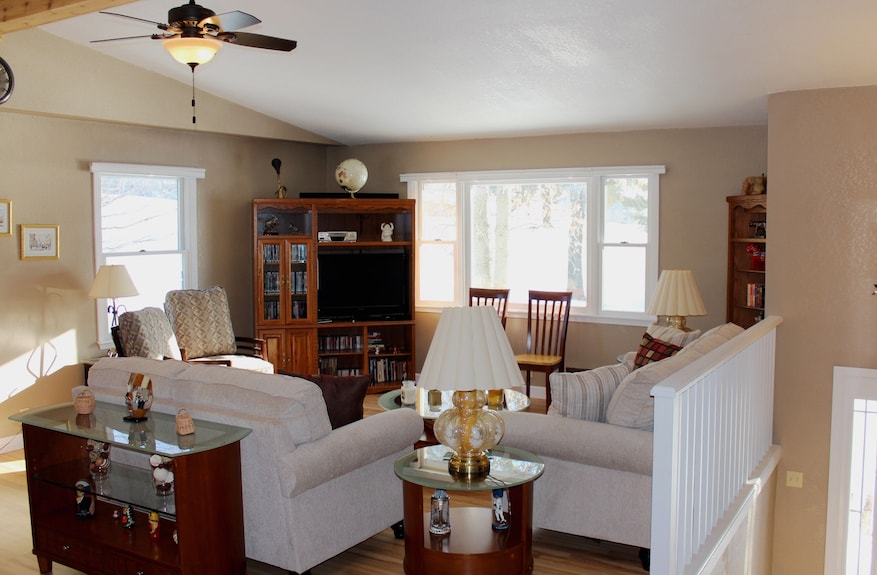 * On The Wine Trail * Near Giant City & Shawnee Forest! * Wi-fi * - Illinois