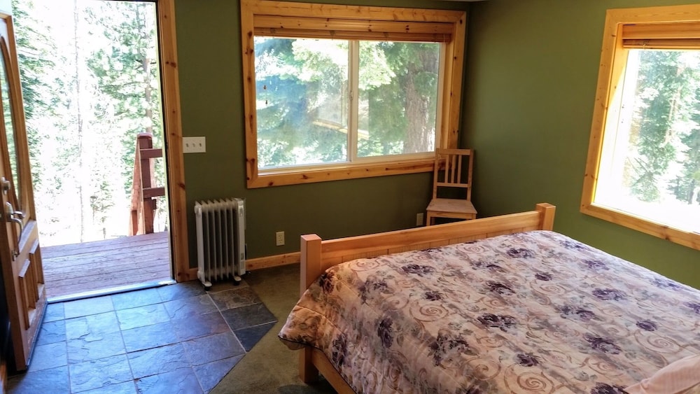 Hot Tub Pool Table Decks Views Game Room Near Heavenly Ski Beach Casino Forest 9 - Lake Tahoe