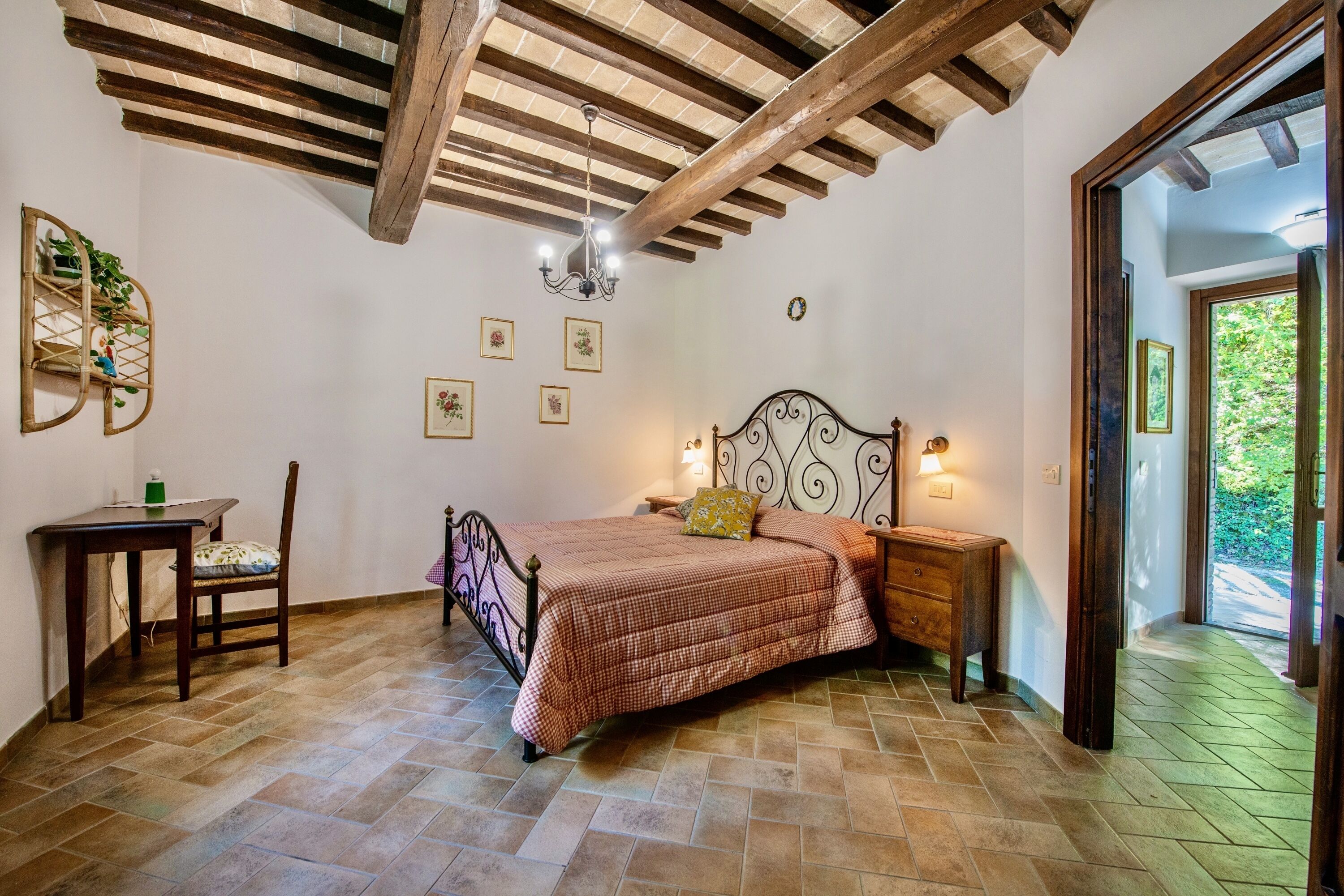 In The Heart Of Umbria , Assisi : Independent Holiday Home - Italy