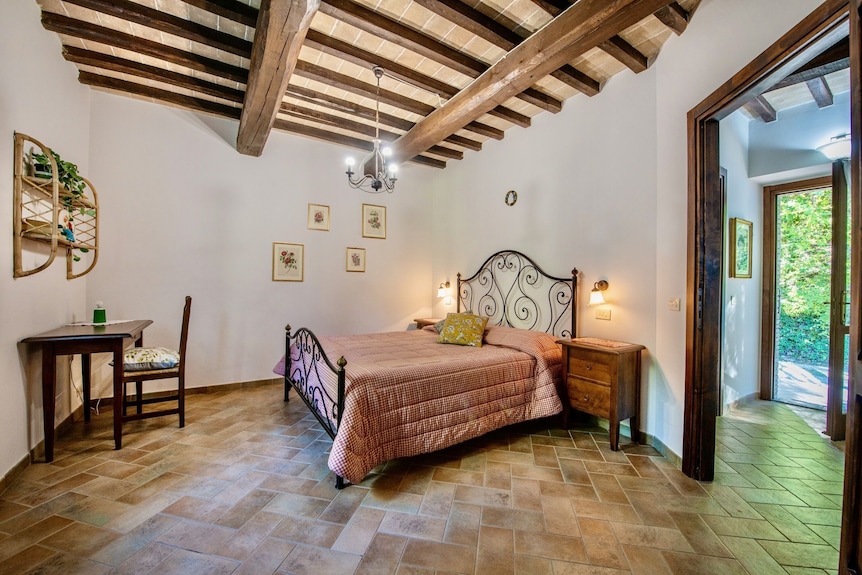 In The Heart Of Umbria , Assisi : Independent Holiday Home - Umbria