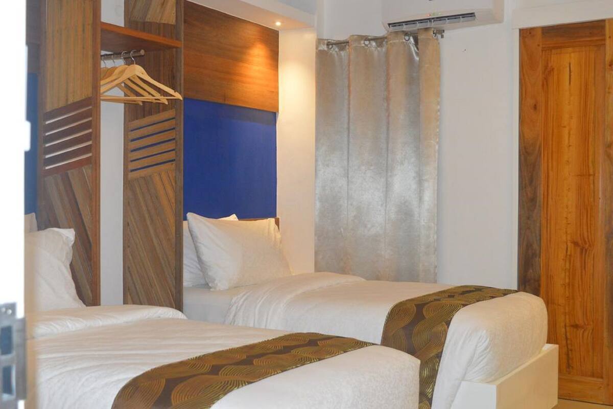 Quarto Twin Standard | Wi-fi grátis, roupa de cama fornecida 