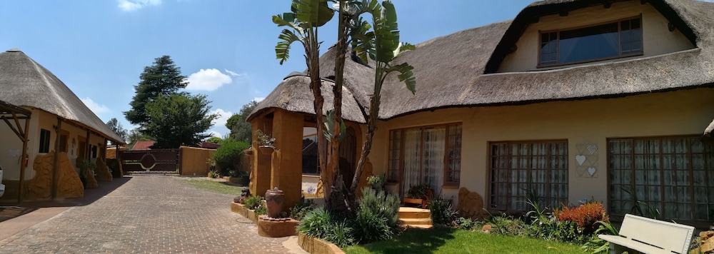 All Over Africa Guest House - Edenvale