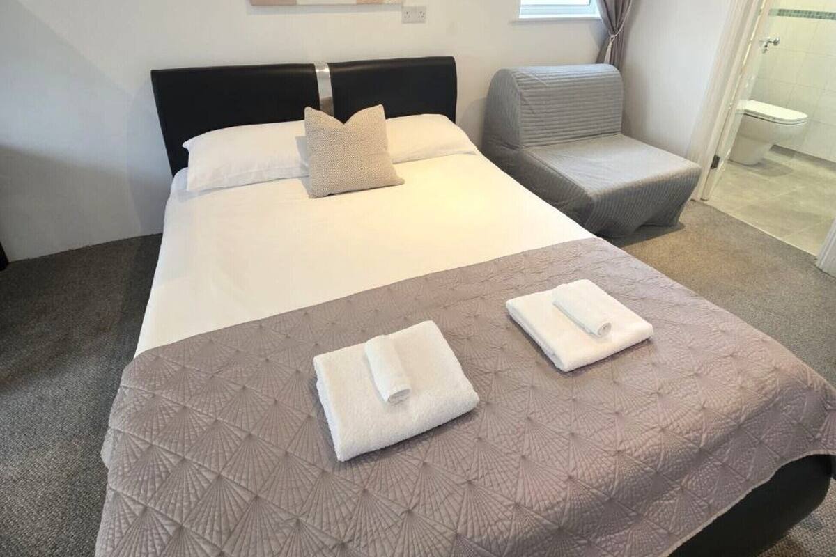 Estúdio família | Ferros/tábuas de passar roupa, Wi-Fi de cortesia, roupa de cama