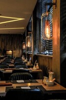 2 restaurantes, pequenos-almoços servidos, cozinha chinesa 