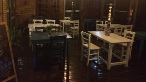 Pequeno-almoço completo diário incluído