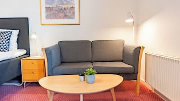 Quarto Duplo Deluxe, sauna | 1 quarto, roupa hipoalergénica, edredões de penas