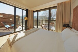 Apartamento Standard (With Terrace) | Cofre com capacidade para portátil, com decoração personalizada 