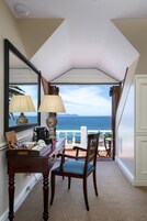 Suíte lua de mel | Frigobar, cofres nos quartos, quartos à prova de som