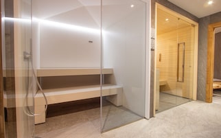 Sauna, banheira de hidromassagem, banho turco, hammam, aromaterapia