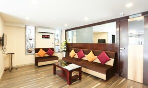 Área de estar no saguão