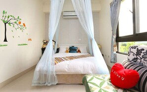 Casa luxo, 5 quartos, suíte | 1 quarto, escrivaninha, cortinas blackout, Wi-Fi de cortesia