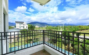 Casa luxo, 5 quartos, suíte | Vista do quarto