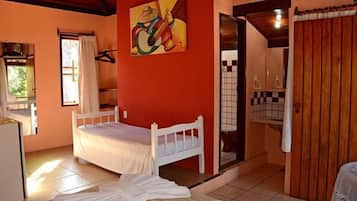 Frigobar, Wi-Fi de cortesia, roupa de cama