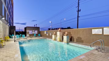 Piscina exterior