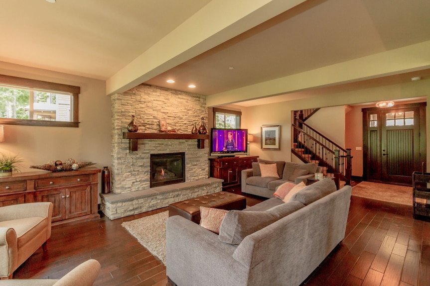 Walk To The Winery! On The Golf Course In Suncadia! Hot Tub | Up To 33% Off!! - Roslyn, WA