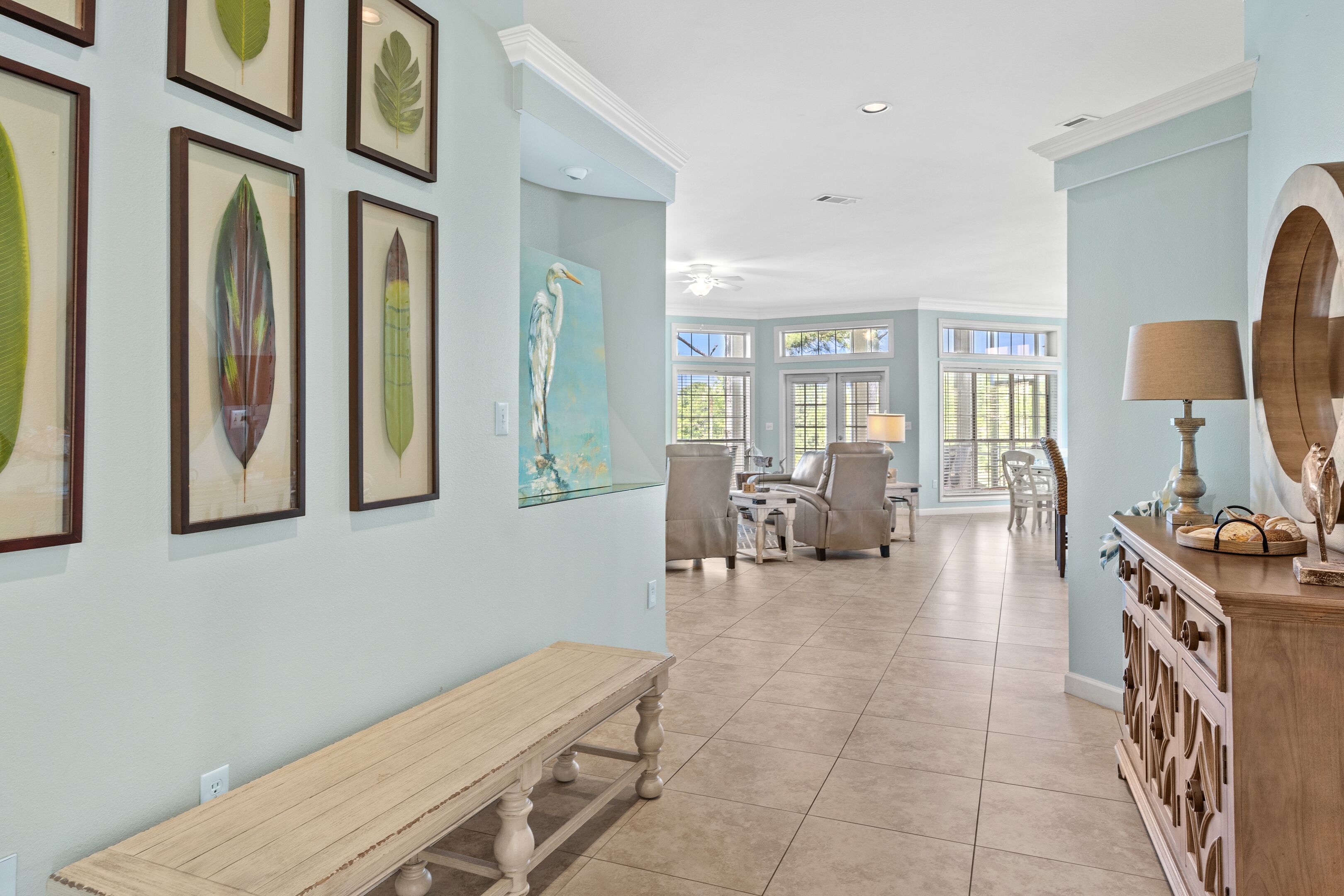 Beach Villa W/ 6-seat Golf Cart! Near Beach, Pool, Beach-tram, Screened Porch - Miramar Beach, FL