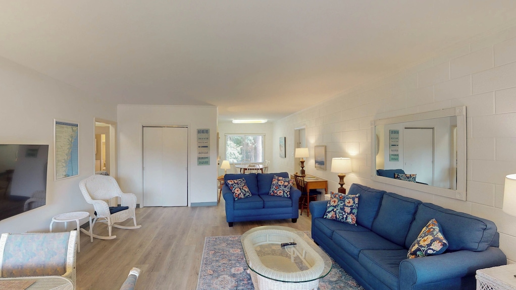 Atlantic Breeze #5 2 Bedrooms, 2 Bathrooms - Jekyll Island, GA