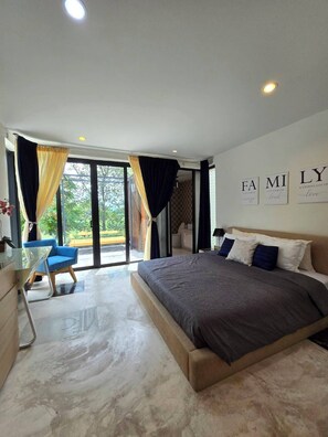 Modern Love Room | Cortinas/cortinados opacos, roupa de cama fornecida 