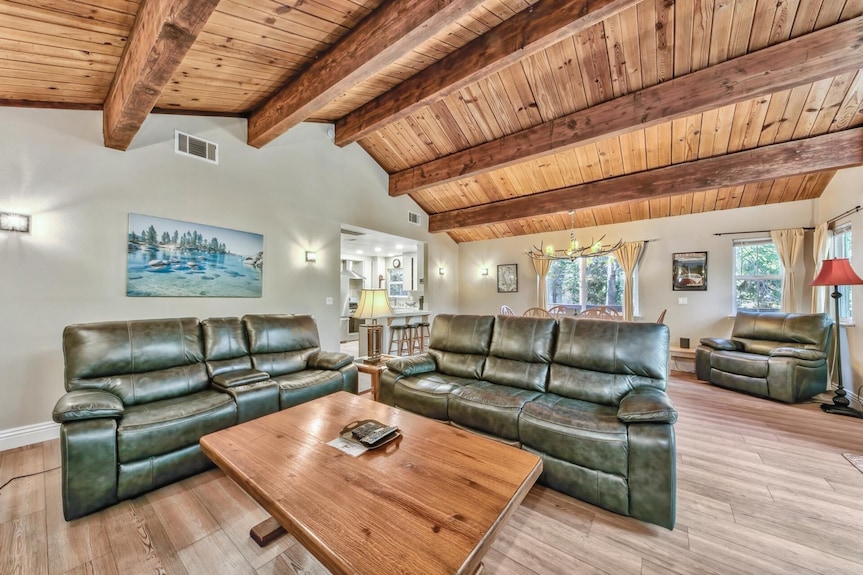 Cabaña Enclavada Entre El Pino Alto - South Lake Tahoe, CA