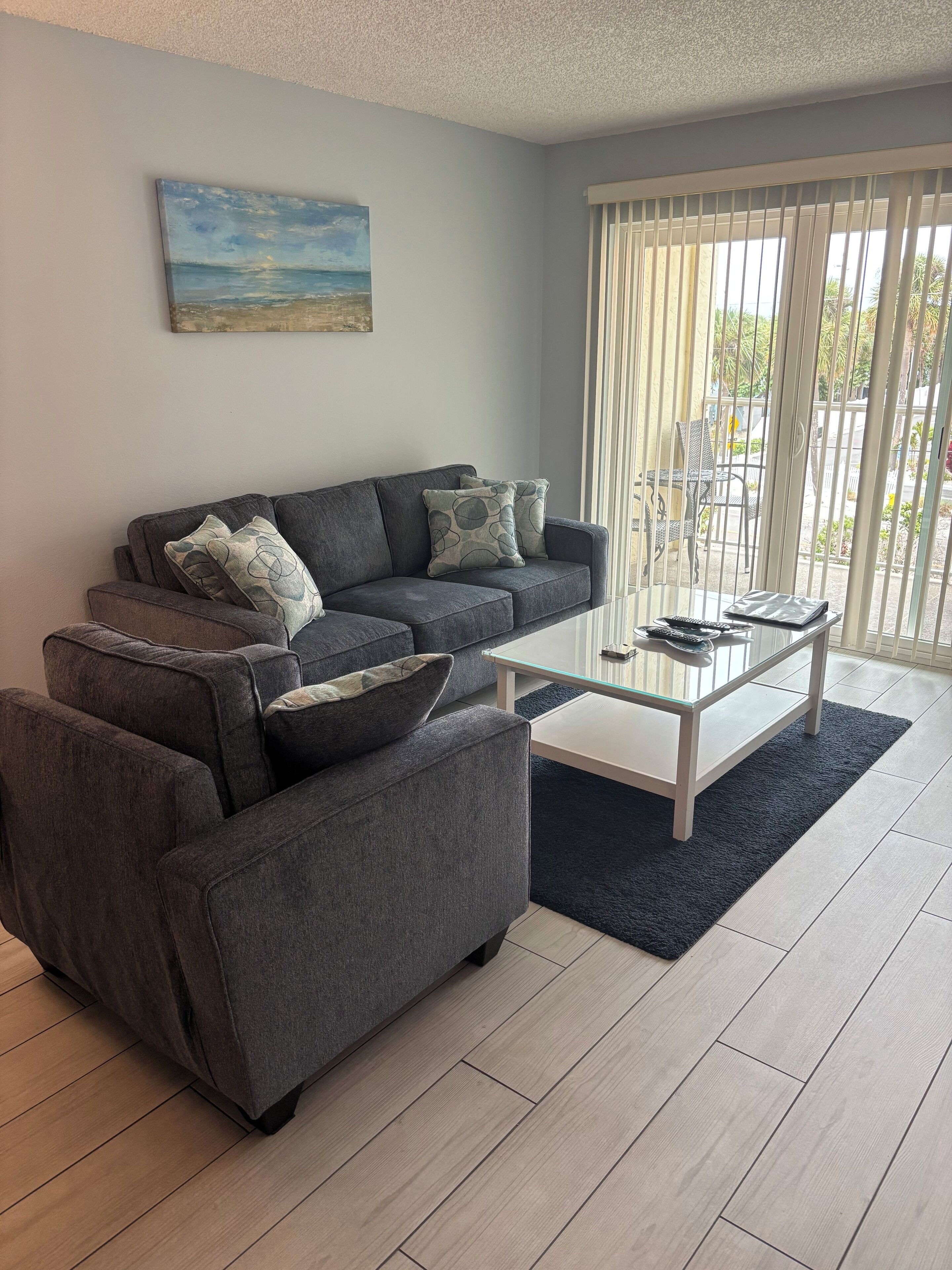 Une Location En Bord De Mer 2-br Récemment Rénovée Parfaite Pour Les Familles Et Les Couples. - Indian Rocks Beach, FL