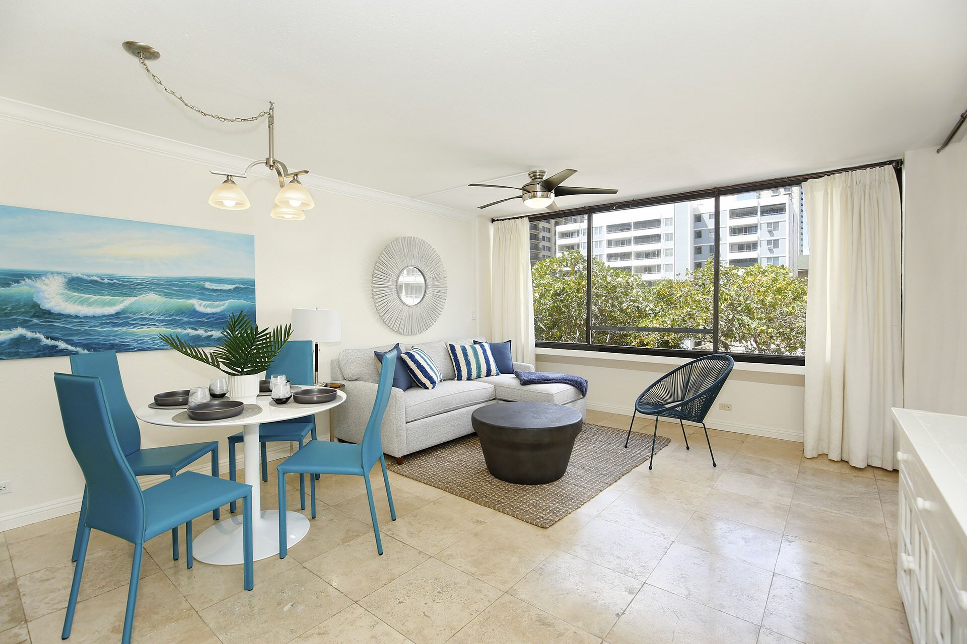 Beautiful 2-bedroom Condo, Sleeps 6, Washer/dryer And One Free Parking! - Honolulu
