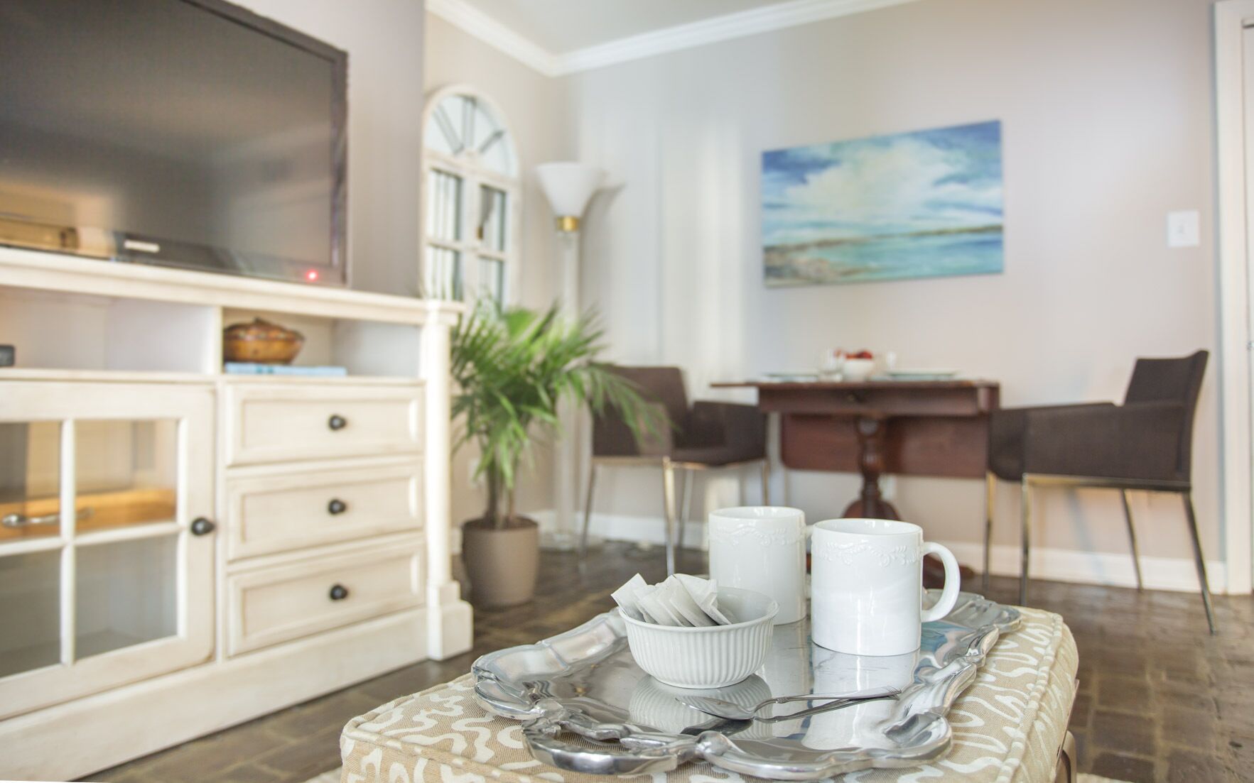 Bright, Spacious Garden Apartment Near Forsyth Park By Lucky Savannah - Savannah