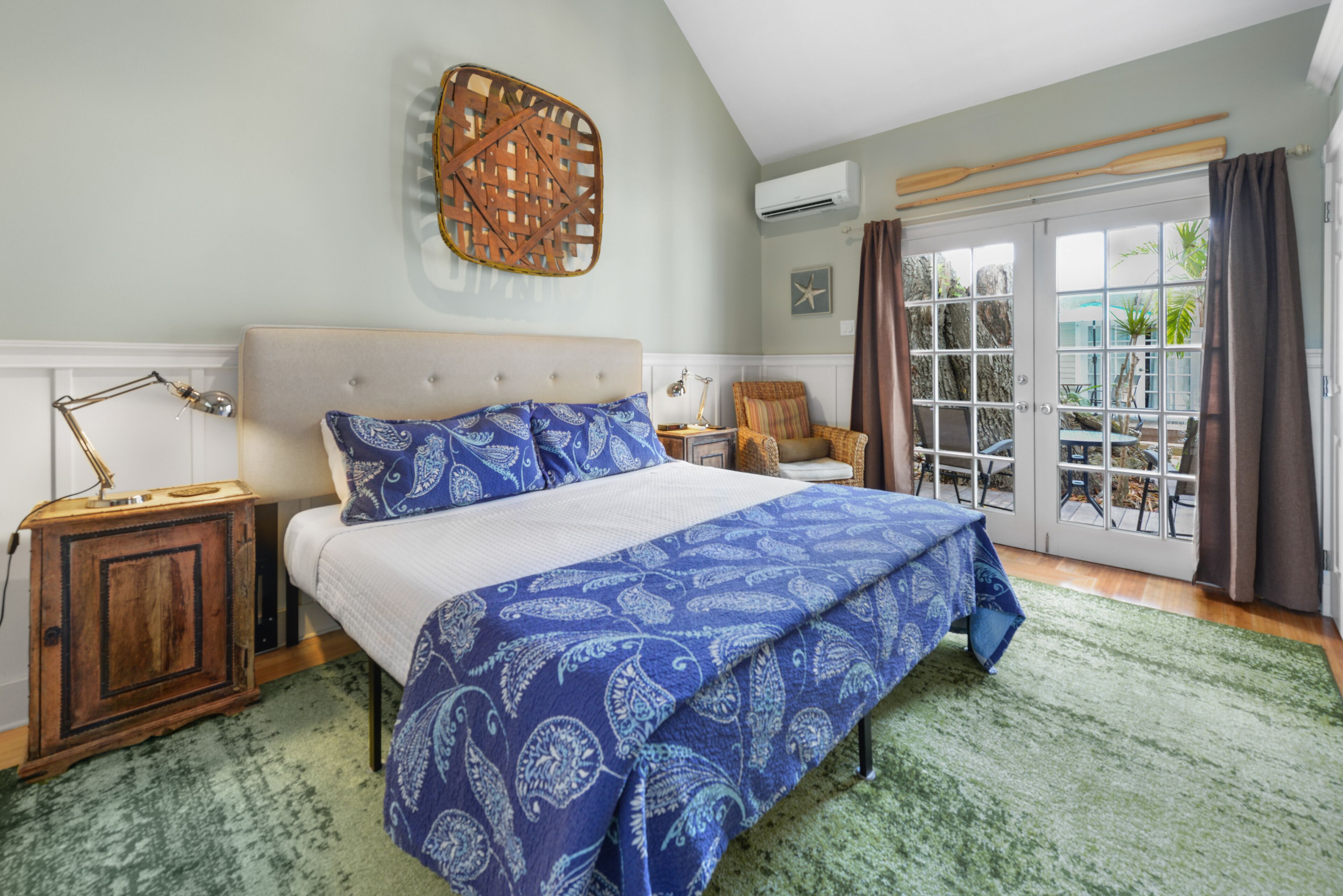 Colony Poolside: A Charming Bungalow Near Duval Street - Key West, FL