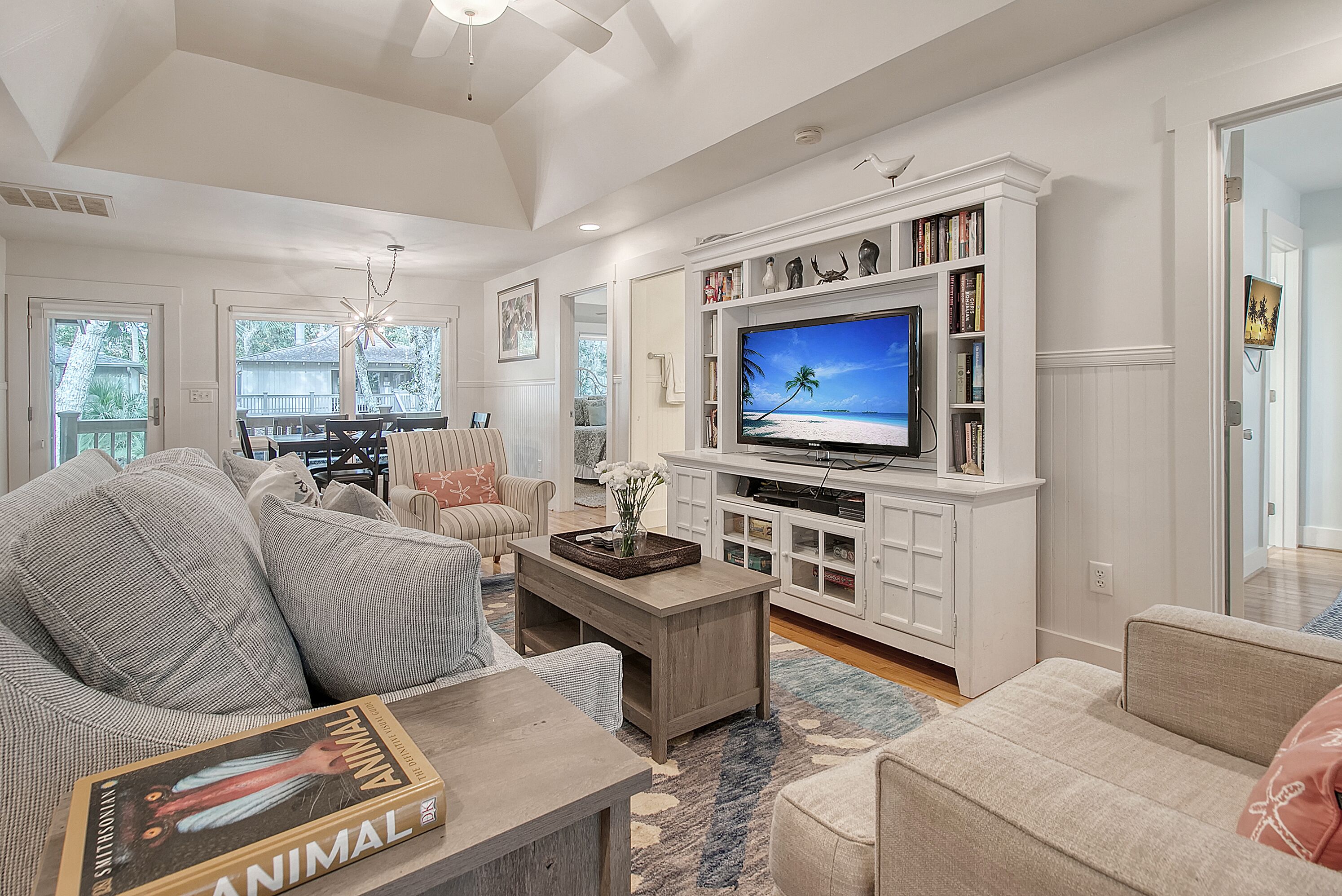 Completely Renovated, 5 Min Walk To Beach - Kiawah Island, SC