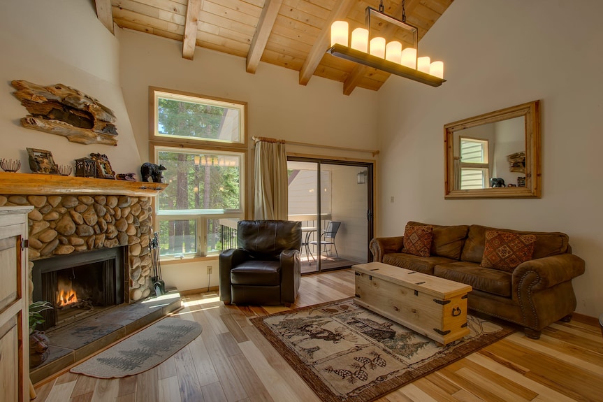 Driftwood: 1 Br, 1.5 Ba Townhouse In Carnelian Bay, Sleeps 4 - Carnelian Bay, CA