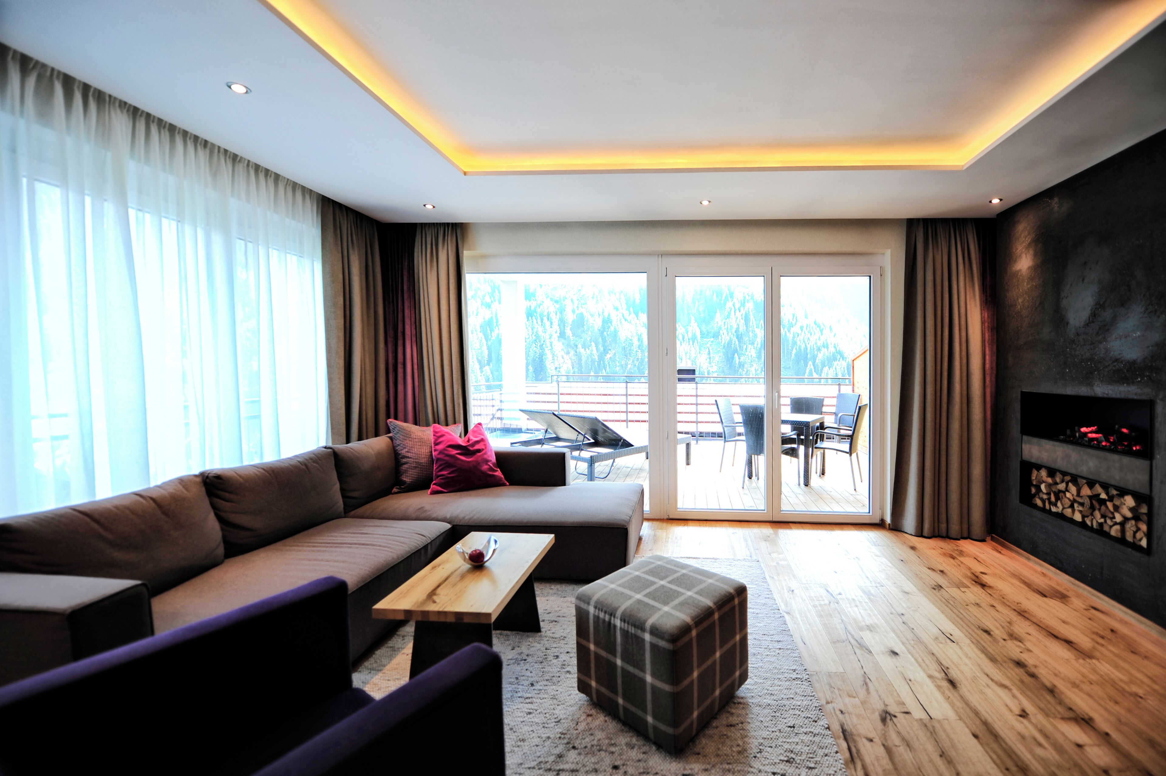 TV de tela plana 82 cm com canais a cabo, TV