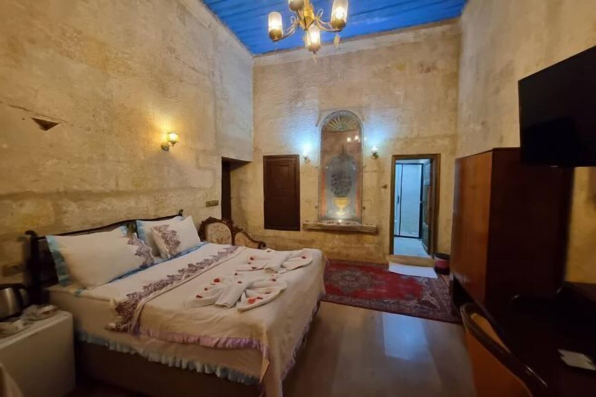 Com decoração personalizada, com mobília individualizada, secretária