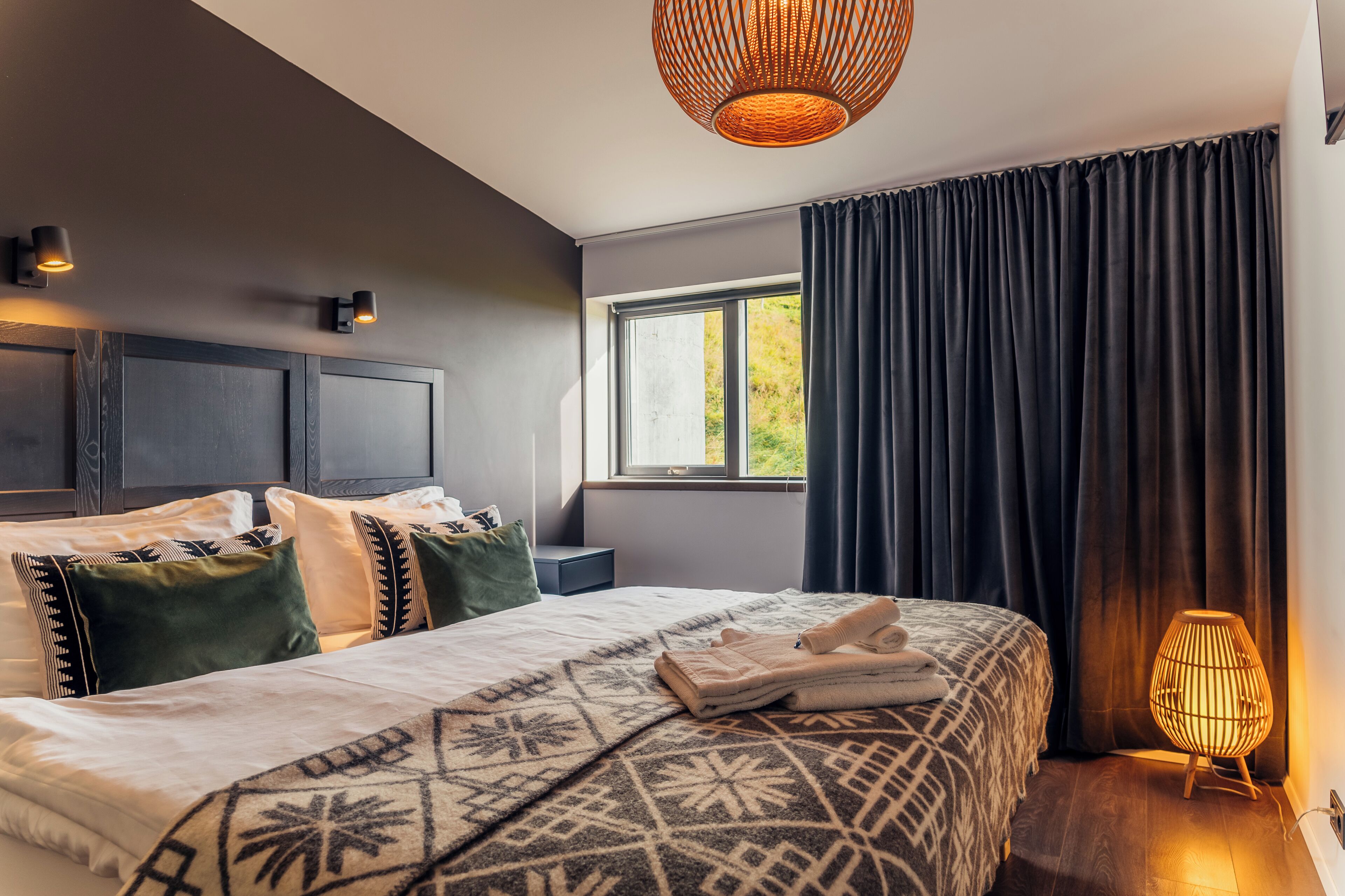 Quarto Duplo Superior | Quartos insonorizados, Wi-fi grátis, roupa de cama fornecida 