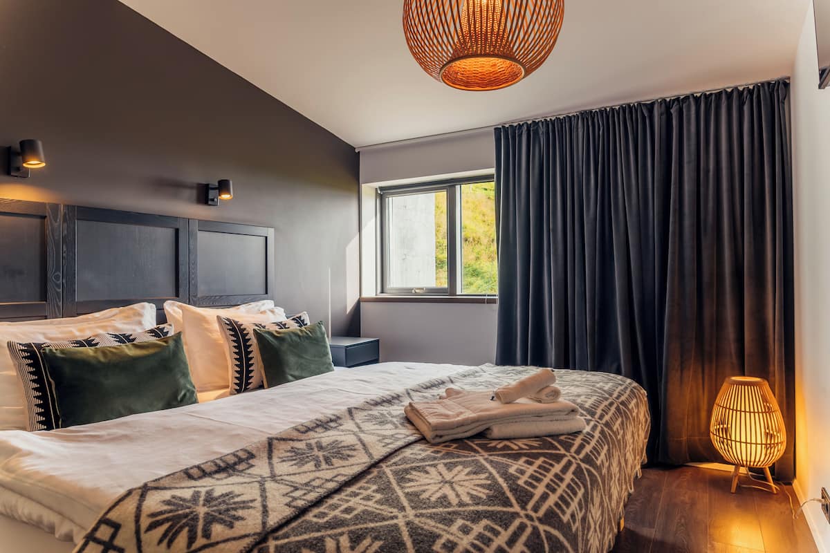 Quarto Duplo Superior | Quartos insonorizados, Wi-fi grátis, roupa de cama fornecida