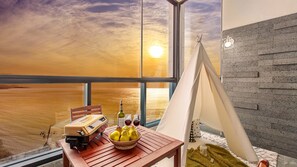 B 201, B202 | Vista do quarto