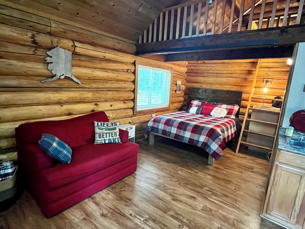 Comfy Cabin Nestled In The Woods - Alaska