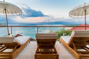 Villa, 2 quartos (Luar Biasa) | Varanda