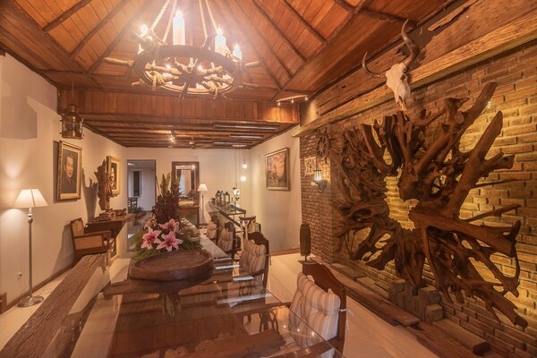 Boutique B21 Malang, Azana Hotels Collection - Malang