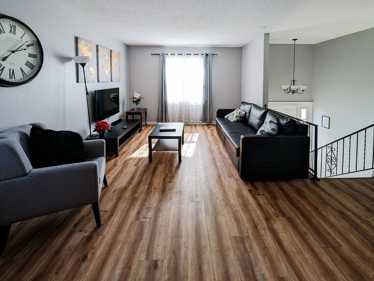 Cómodo Y Espacioso Dúplex 3bdr En Excelente Ubicación! Unidad 1 - Kansas City